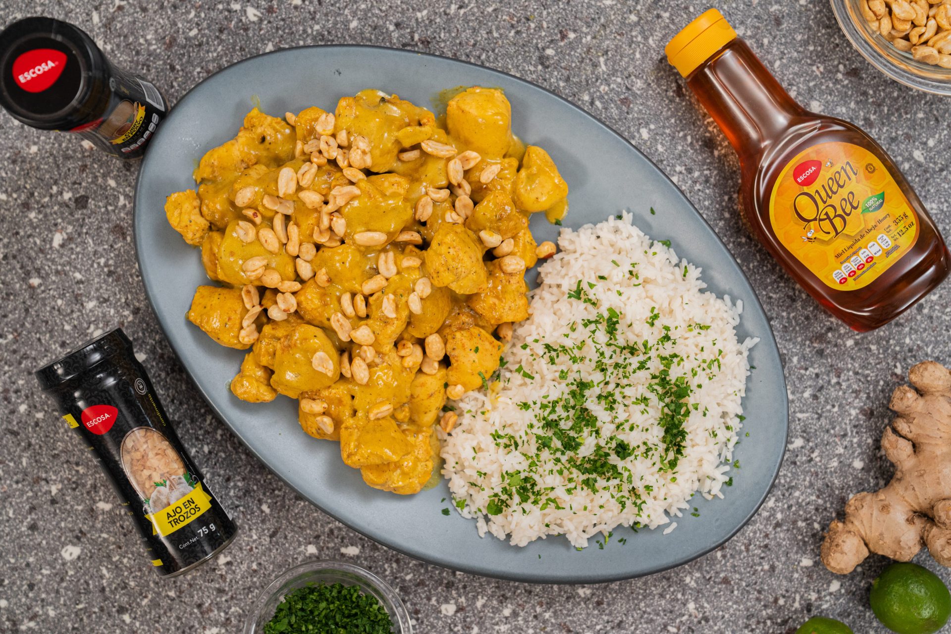 Bowl de pollo con salsa de cacahuate - Diario Judío México